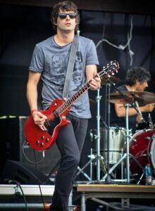 The Evolution Of The Electric Guitar - Kevin Lee Guitars